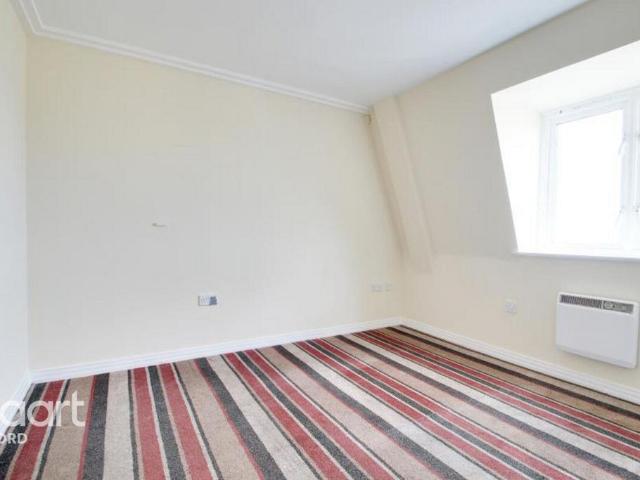 Abbey Road, Barking 2 bed flat to rent £1,650 pcm £381 pw