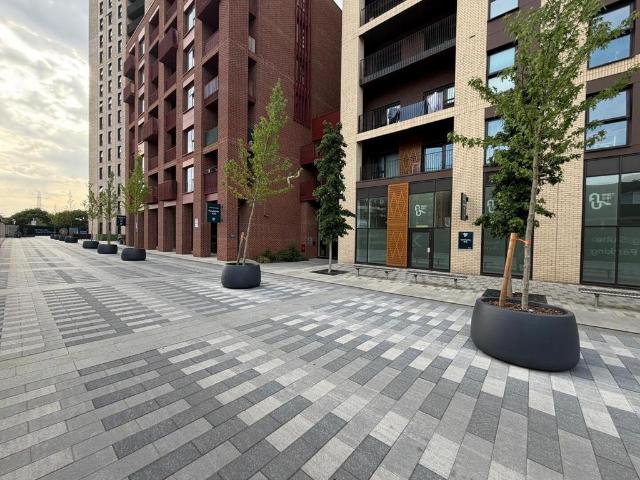 Abbey Road, Barking IG11 1 bed flat to rent £1,700 pcm £392 pw