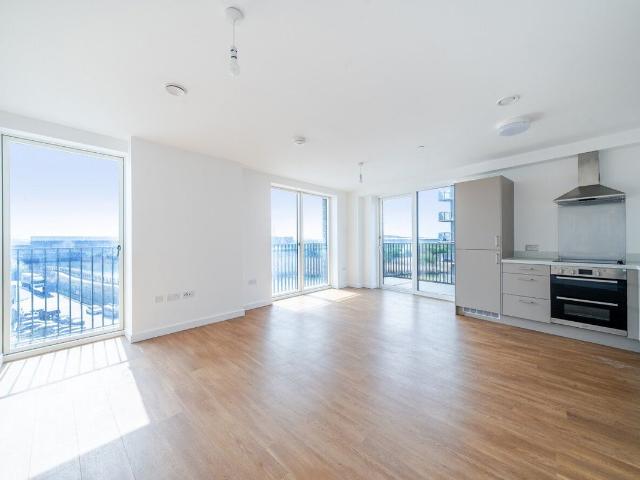 Abbey Road, Barking IG11, 2 bed flat to rent, £1,750 pcm | PrimeLocation