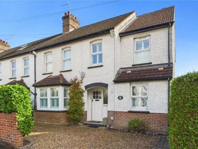 Abbey Road, Horsell, 5 Bedroom End