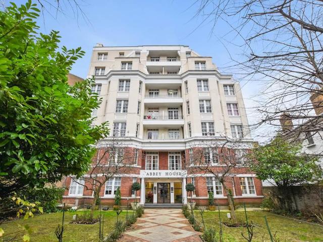 Abbey Road, London NW8 1 bed flat to rent £2,000 pcm £462 pw