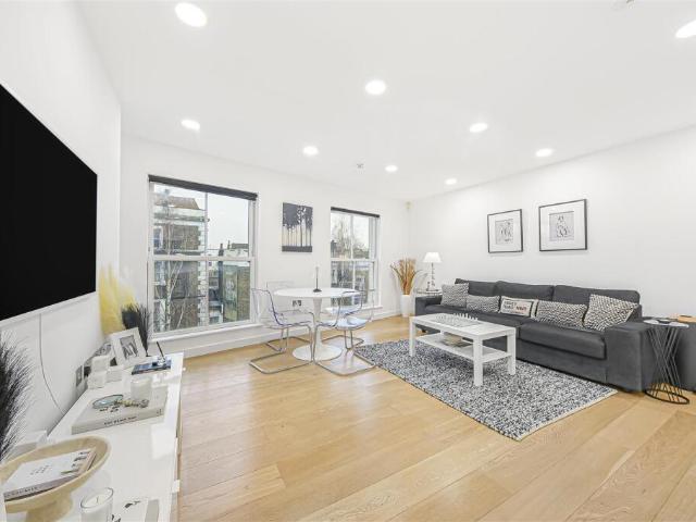 Abbey Road, London NW8 2 bed apartment to rent £3,497 pcm £807 pw