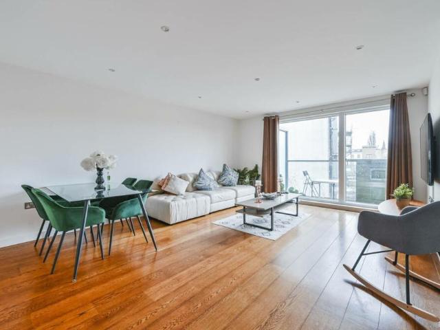 Abbey Road, London NW8 2 bed apartment to rent £3,748 pcm £865 pw
