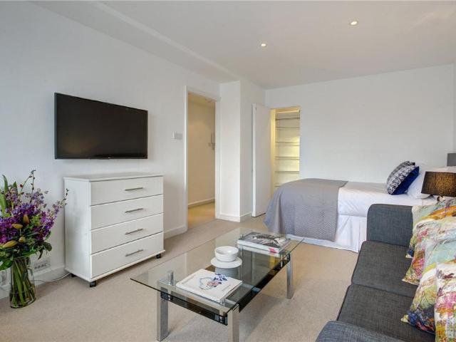 Abbey Road, London NW8 Studio to rent £1,972 pcm £455 pw