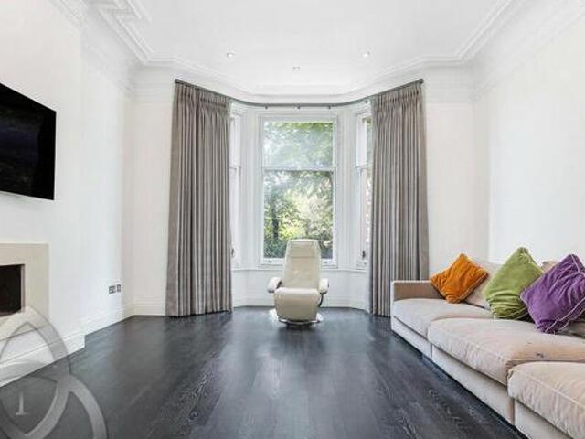 Abbey Road, St Johns Wood, 3 Bedroom Maisonette