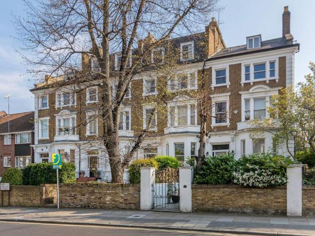 Abbey Road, St John's Wood, London, NW8 2 bed flat to rent £2,600 pcm £600 pw