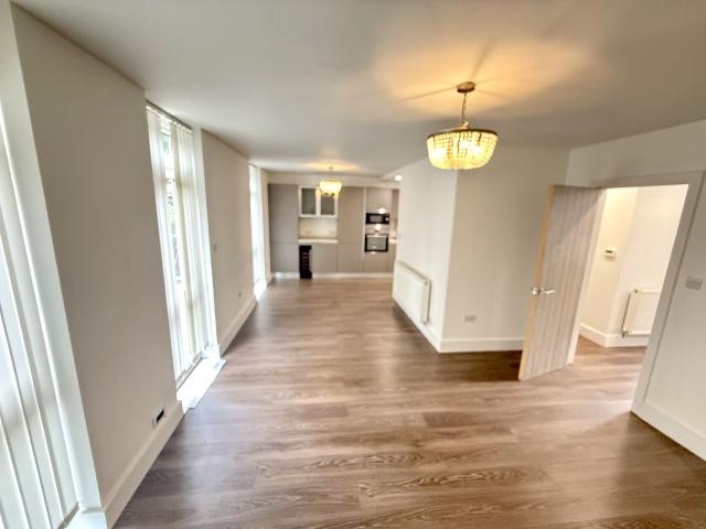Abbey Road, St Johns Wood, London NW8, 3 bed maisonette to rent, £3,900 pcm | PrimeLocation