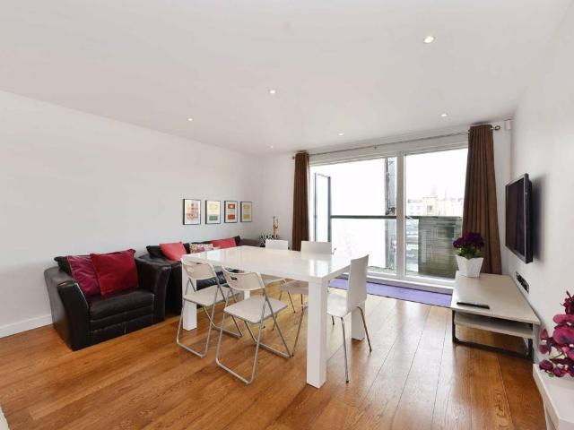 Abbey Road, St Johns Wood NW8, 2 bed flat to rent, £3,900 pcm | PrimeLocation