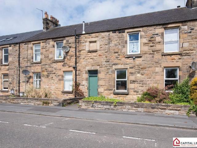 Abbey Road, Stirling FK8 3 bed flat to rent £1,875 pcm £433 pw