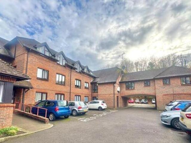 Abbey Street, Farnham, 1 Bedroom Flat