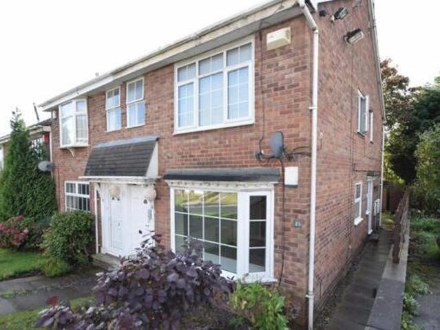 Abbeydale Mount, Kirkstall, 2 Bedroom Apartment