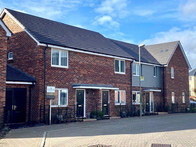 Abbotswood Common Road, Romsey, Hampshire SO51, 2 bed terraced house to rent, £1,400 pcm | PrimeLocation