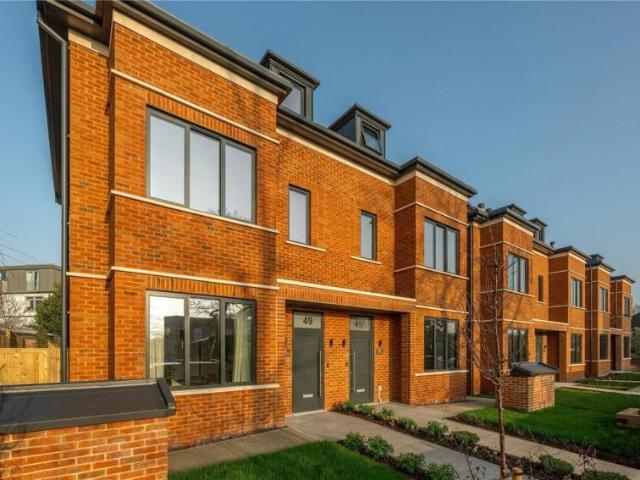 Abbotswood Place