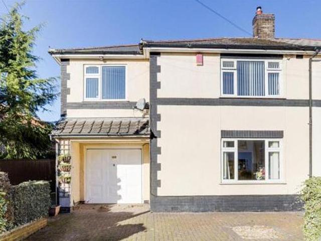 Abbots Road, Hucknall, 4 Bedroom Semi detached