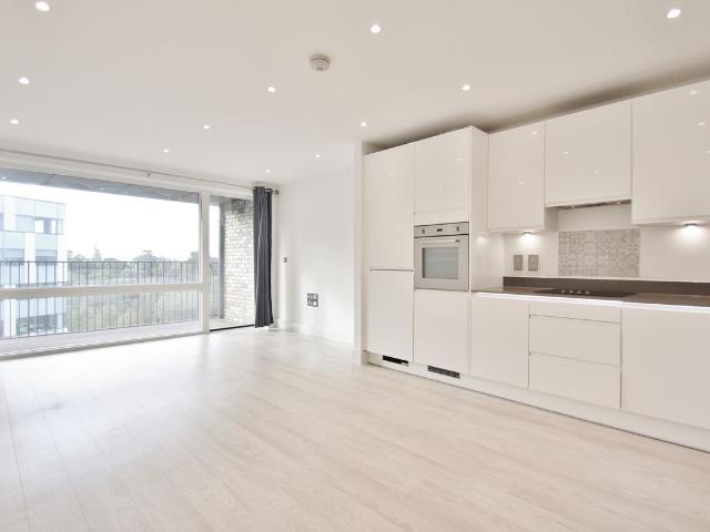 Abbotsford Court, Lakeside Drive, Park Royal NW10, 2 bed flat to rent, £2,400 pcm | PrimeLocation