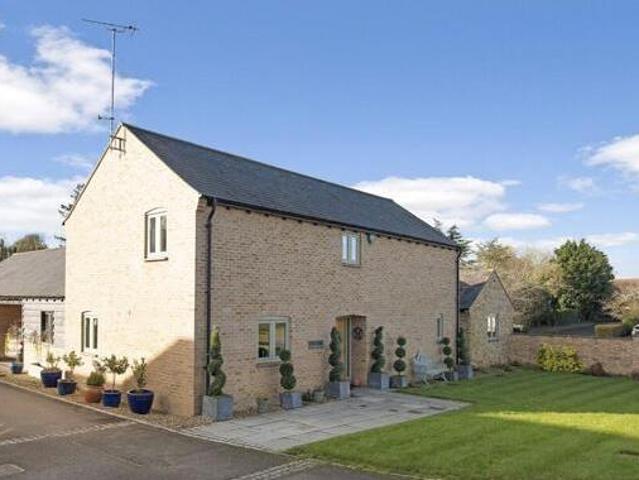 Abbotsley, Lion Farm Court, St Neots, 5 Bedroom Detached