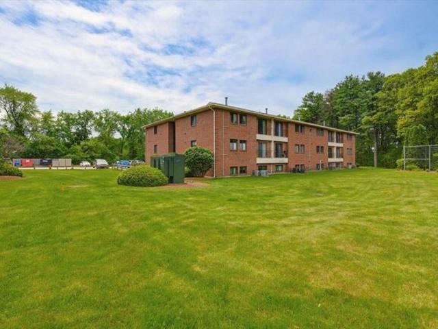 Abbott Farm Ln Unit,hudson, Condo For Sale
