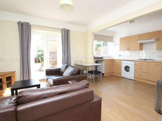 Abbott Road, Bournemouth, BH9