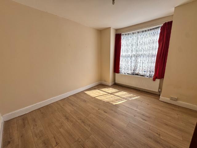 Abbotts Road, Middlesex, UB1