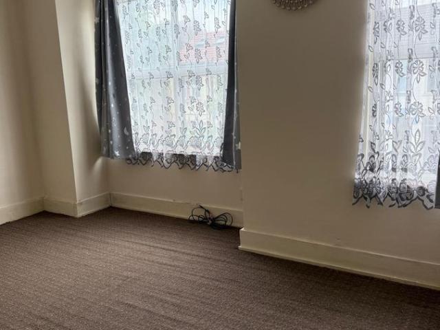 Abbotts Road, Southall UB1, 4 bed terraced house to rent, £2,500 pcm | PrimeLocation