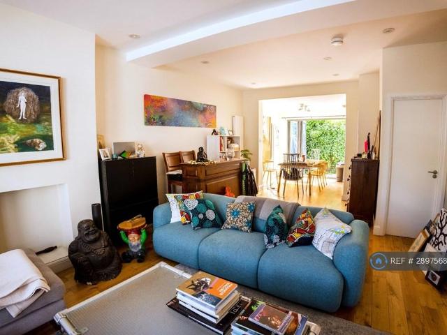 Abdale Road, London, W12 4 bed terraced house to rent £4,200 pcm £969 pw