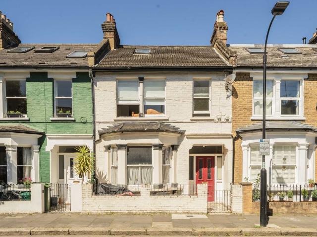 Abdale Road, Shepherds Bush W12, 3 bed property to rent, £3,500 pcm | PrimeLocation