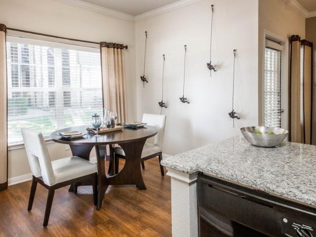 Abelia Flats 3 Bedroom Apartment for Rent at 8225 N Fm 620 Rd, Austin, TX 78726