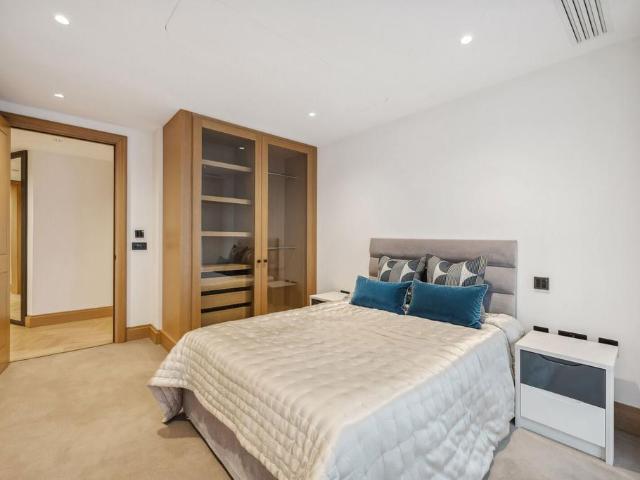 Abell House, 31 John Islip Street. 2 bed flat to rent £6,933 pcm £1,600 pw