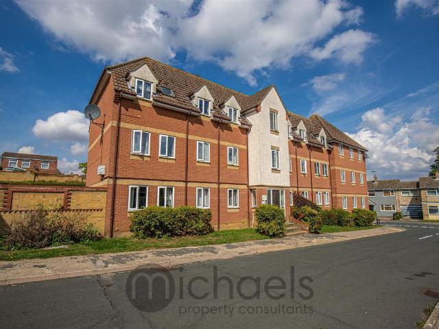 Abels Road, Halstead CO9, 2 bed flat to rent, £1,050 pcm | PrimeLocation