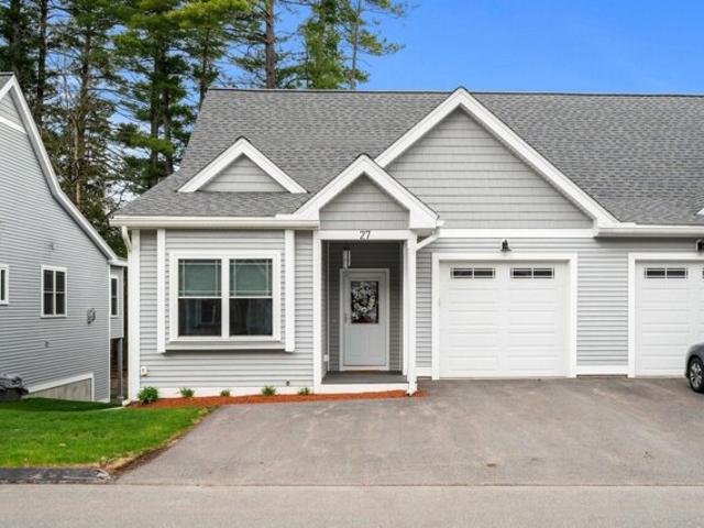 Abenaki Cir, Merrimack, Condo For Sale