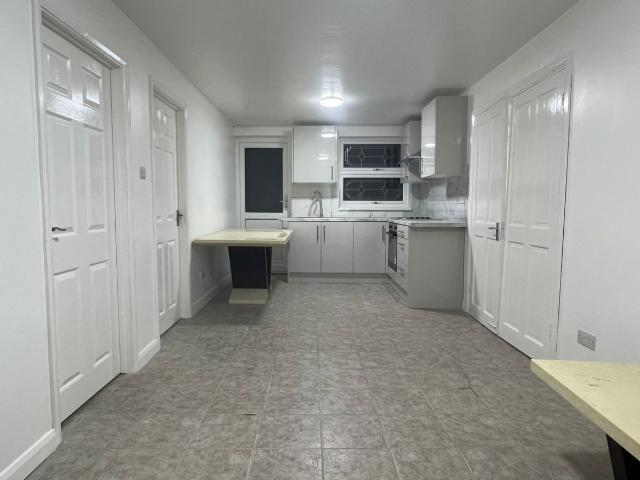 Abercorn Gardens, Romford, Essex RM6, 3 bed flat to rent, £1,800 pcm | PrimeLocation