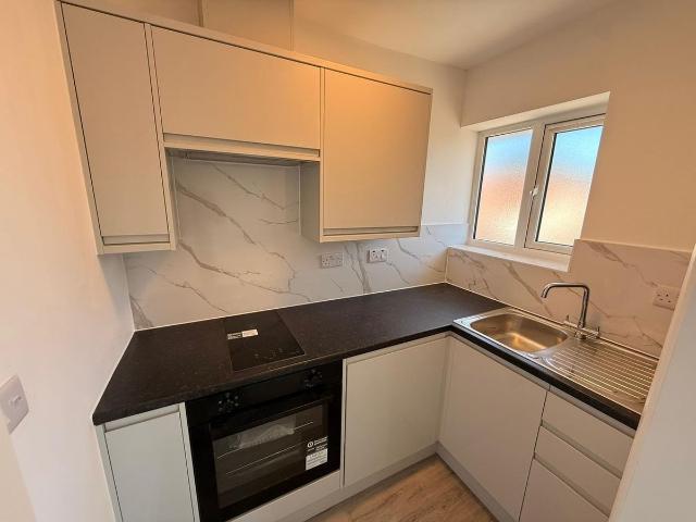 Abercorn Gardens, Romford RM6, 1 bed flat to rent, £1,425 pcm | PrimeLocation