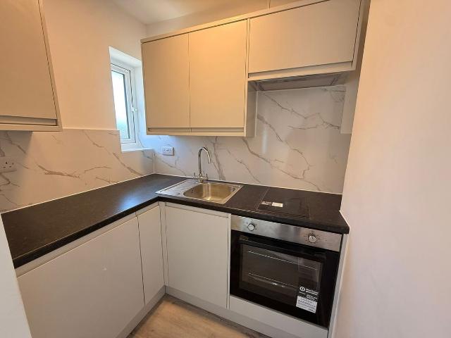 Abercorn Gardens, Romford RM6, 1 bed semi detached house to rent, £1,400 pcm | PrimeLocation