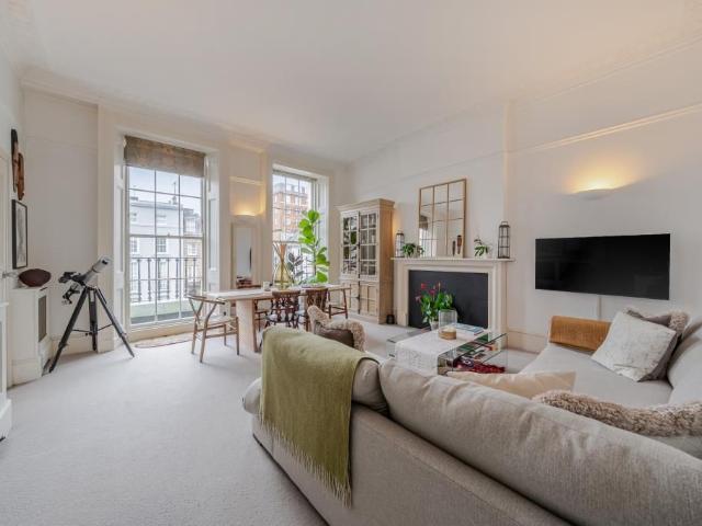 Abercorn Place, London NW8, 2 bed flat to rent, £3,600 pcm | PrimeLocation
