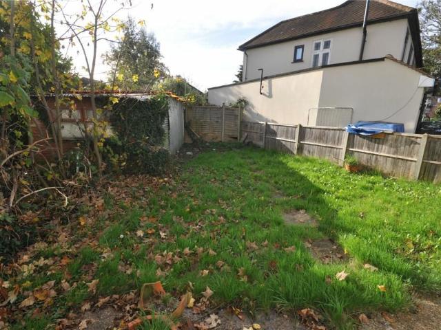 Abercorn Road, London NW7, 2 bed property to rent, £1,700 pcm | PrimeLocation