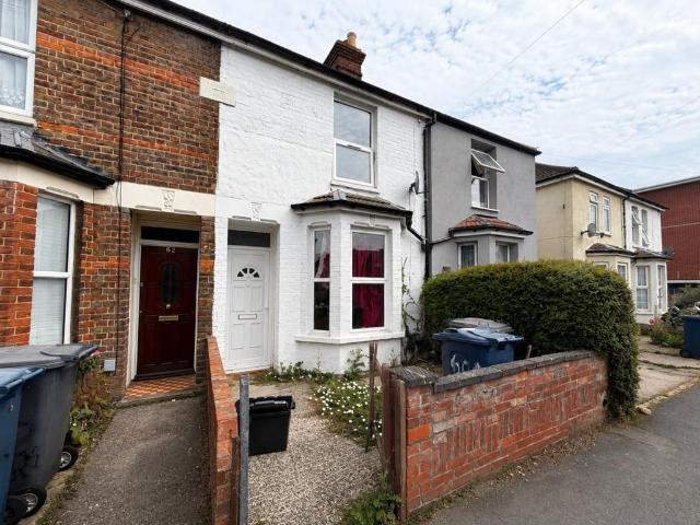 Abercromby Avenue, Hp12 3 bed terraced house to rent £1,595 pcm £368 pw