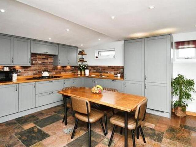 Abergwaun, Ropewalk, 3 Bedroom Detached