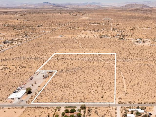 Aberdeen Dr, Yucca Valley, CA 92284