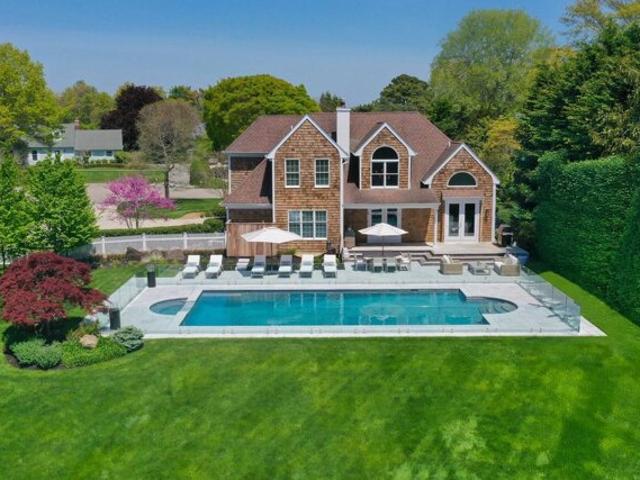 Aberdeen Ln, Southampton, Home For Sale