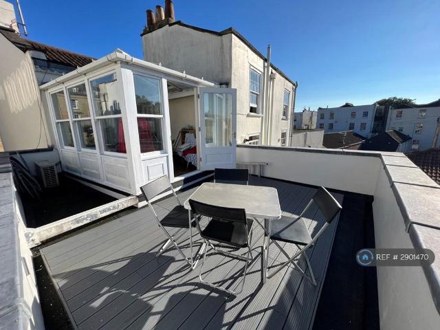 Aberdeen Road, Bristol, BS6 3 bed penthouse to rent £2,995 pcm £691 pw