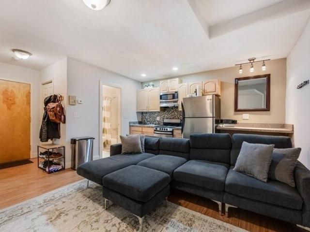 Aberdeen St Apt B, Boston, Condo For Sale