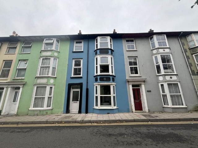Aberystwyth, ABERYSTWYTH SY23 6 bed house to rent £2,850 pcm £658 pw