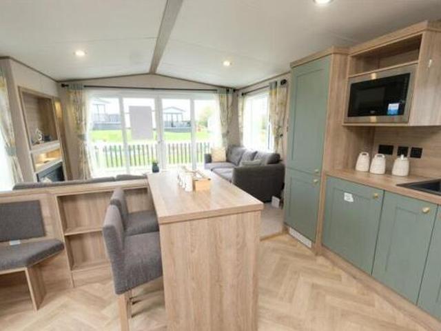 Abi Ingleton, Malvern View Country & Leisure Park, 3 Bedroom Lodge