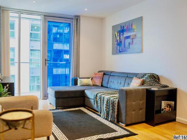 Ability Place, London, E14 1 bed flat to rent £2,300 pcm £531 pw