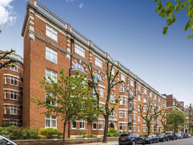Abingdon Villas, Kensington, W8 3 bed apartment to rent £5,997 pcm £1,384 pw
