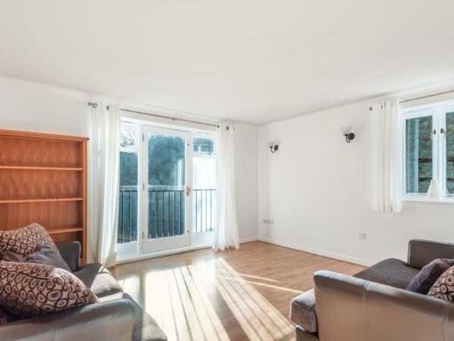 Abingdon, Oxfordshire, 2 Bedroom Flat