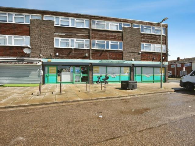 Abingdon, Oxfordshire, OX14 3 bed flat to rent £1,450 pcm £335 pw