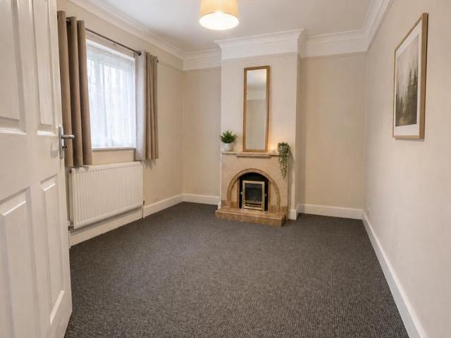 Abingdon Road, Oxford, Oxfordshire, OX1 5 bed terraced house to rent £2,700 pcm £623 pw
