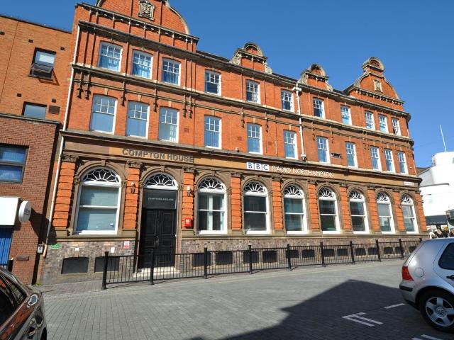 Abington Street, Northampton NN1, Studio to rent, £700 pcm | PrimeLocation