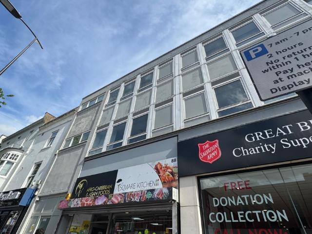 Abington Street, Northampton NN1, 1 bed flat to rent, £900 pcm | PrimeLocation